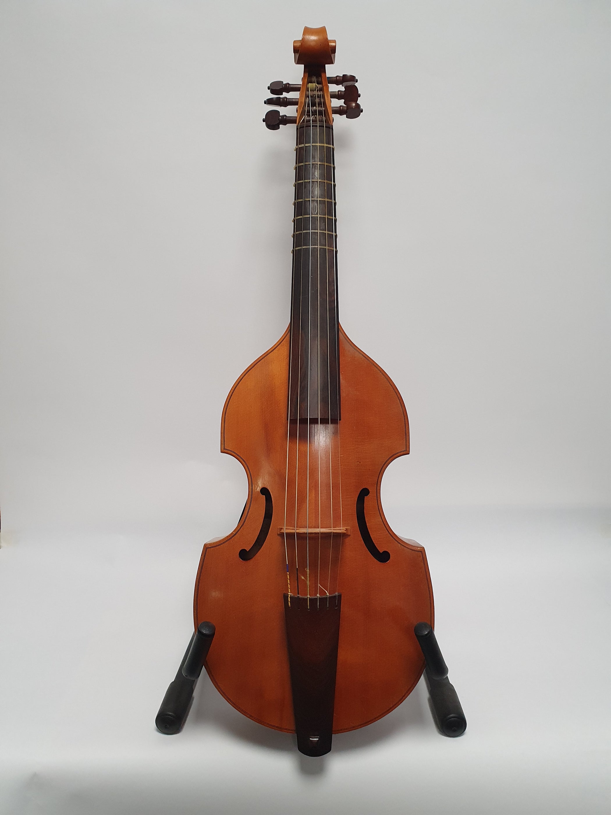 Dolmetsch Tenor Viol with Bow and Padded Bag (Reconditioned)