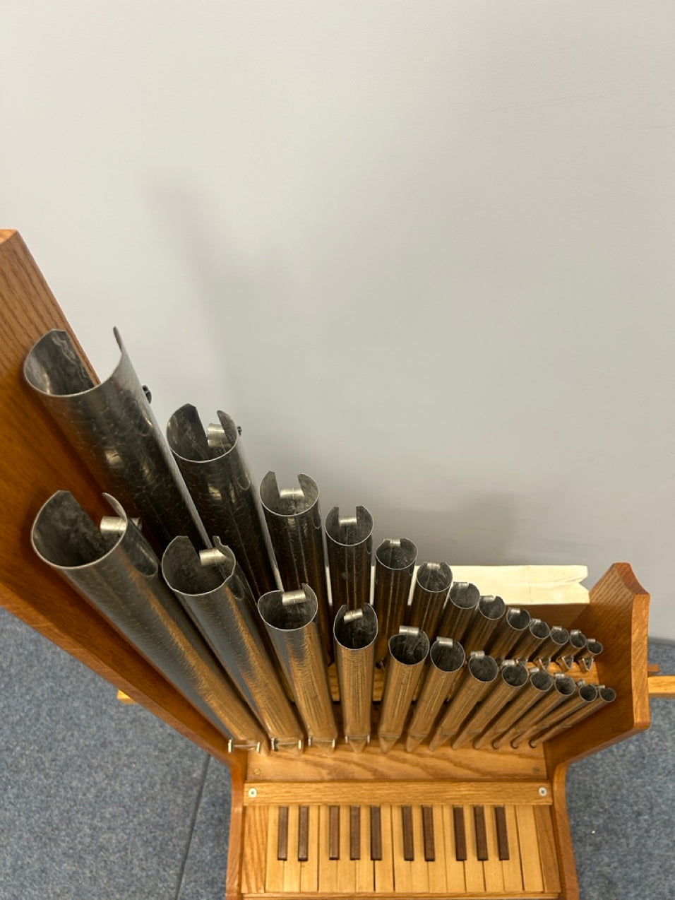 Portative Organ by Early Music Shop (Reconditioned)