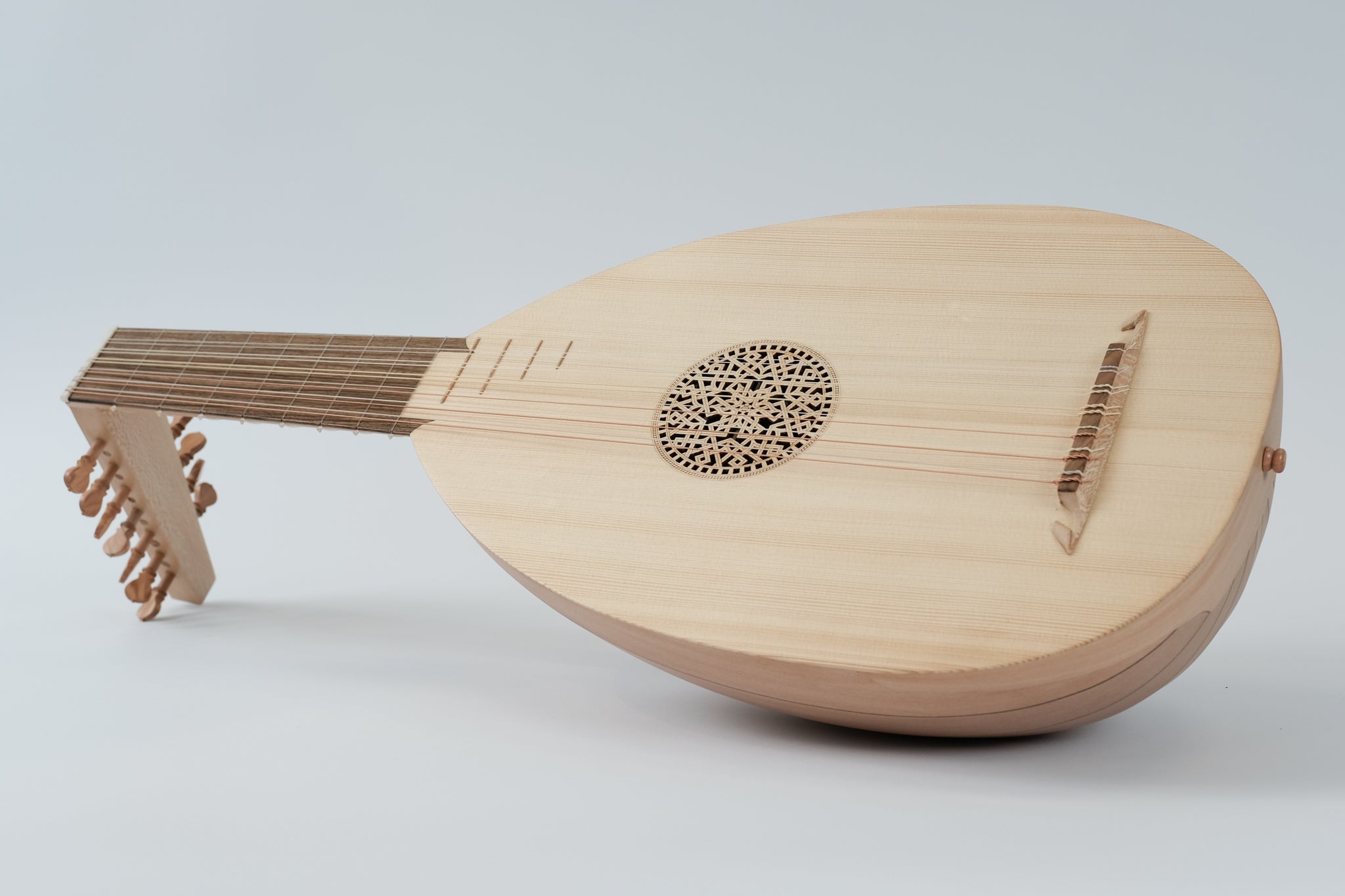 Silver Lute Bundle - EMS Heritage 7 Course Renaissance Lute after Hieb