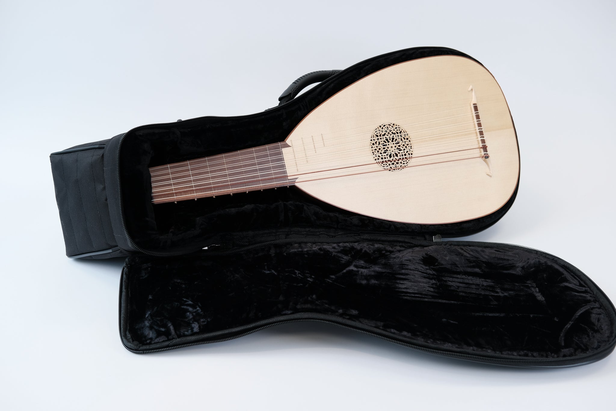 Silver Lute Bundle - EMS Heritage 7 Course Renaissance Lute after Hieb