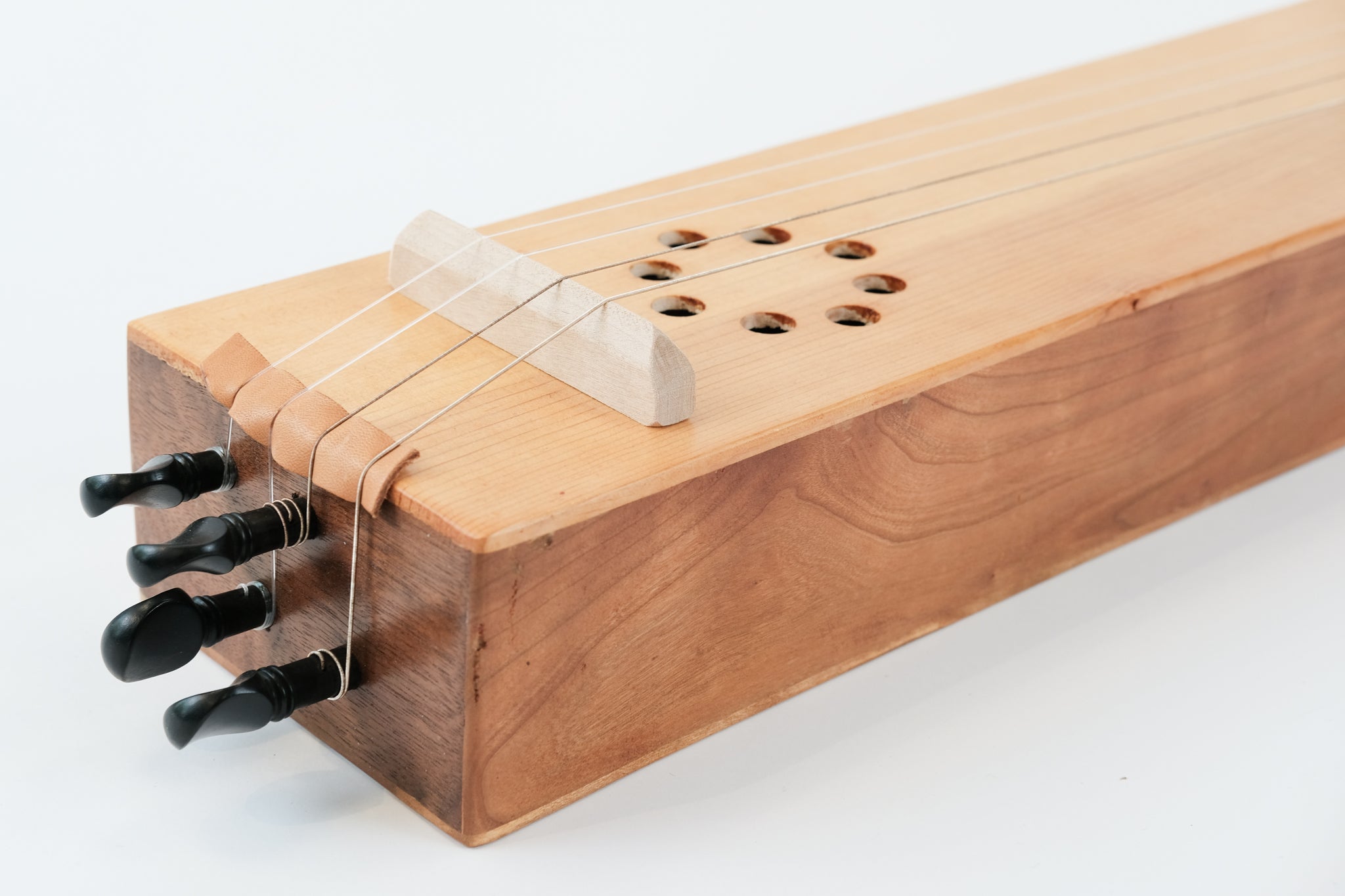 Short Scale Medieval String Drum