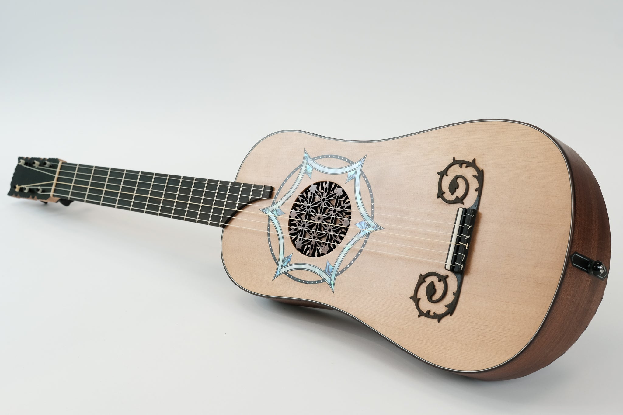 6 String Baroque Guitar after Sellas by Early Music Shop