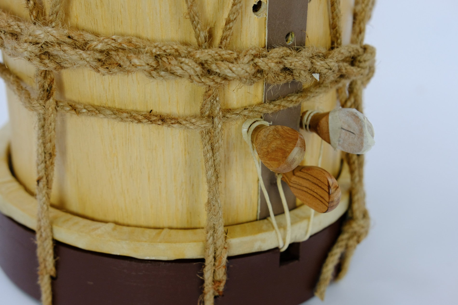 EMS 6" x 9" Renaissance Tabret with drum sticks